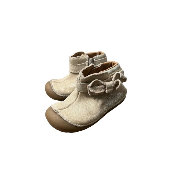 Stride Rite | Shoes | Stride Rite Baby Girl Tan Glitter Suede Bow Side ...